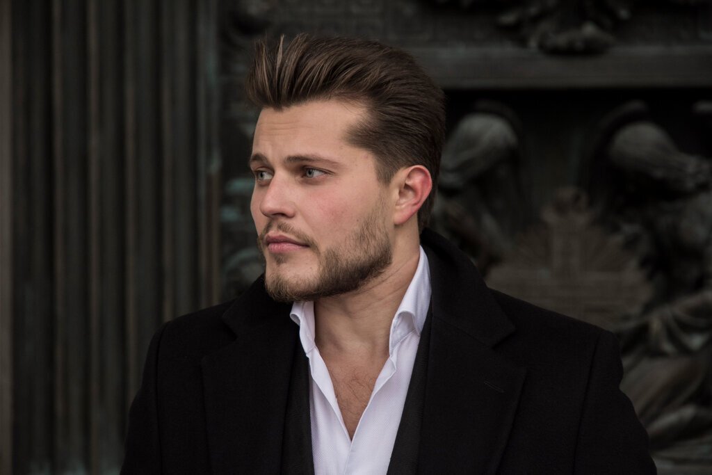 Grade, адвокатское бюро на улице Всеволода Вишневского, 11 (1 этаж ...