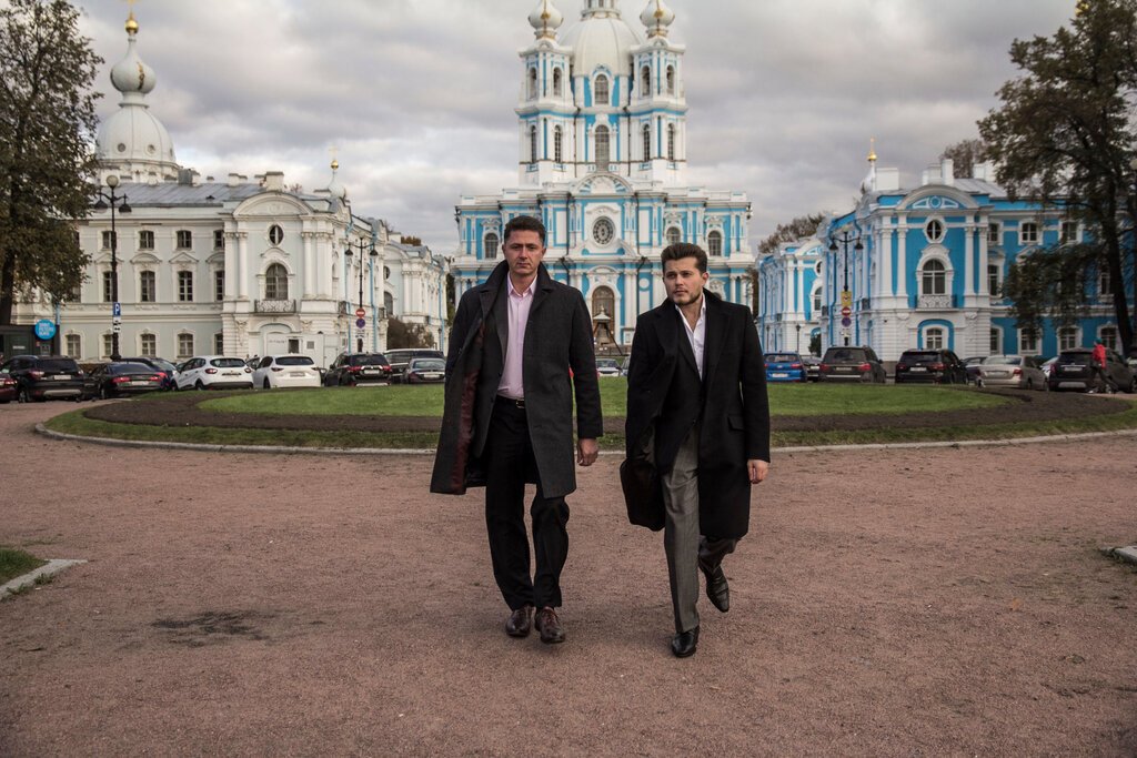 Grade, адвокатское бюро на улице Всеволода Вишневского, 11 (1 этаж ...